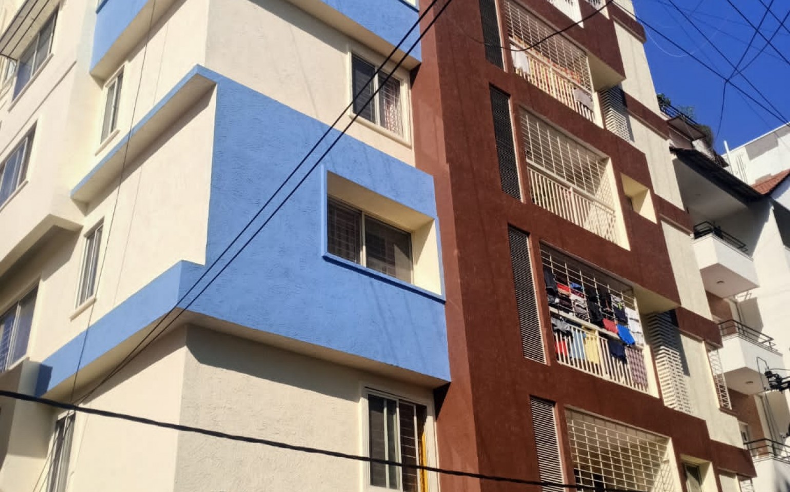 ELV Lucky Homes Apartment, # 629, 1st Main, B Block, Near Sai Baba ...